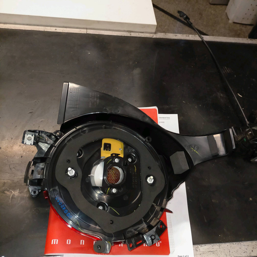 71752163 enjoliveur inf feu arriere gauche pour ALFA ROMEO MITO (10) 1. ...