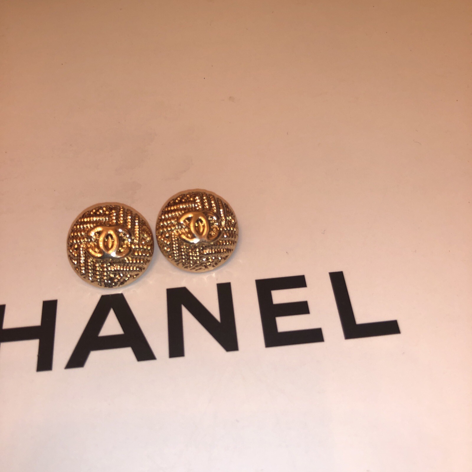 Vintage Stamped Gold Chain Metal Fabric CC Logo Buttons 23mm Set of 2 ...