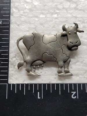 COW JJ JONETTE HAT LAPEL PIN PIN BACK USED (X2485) | eBay