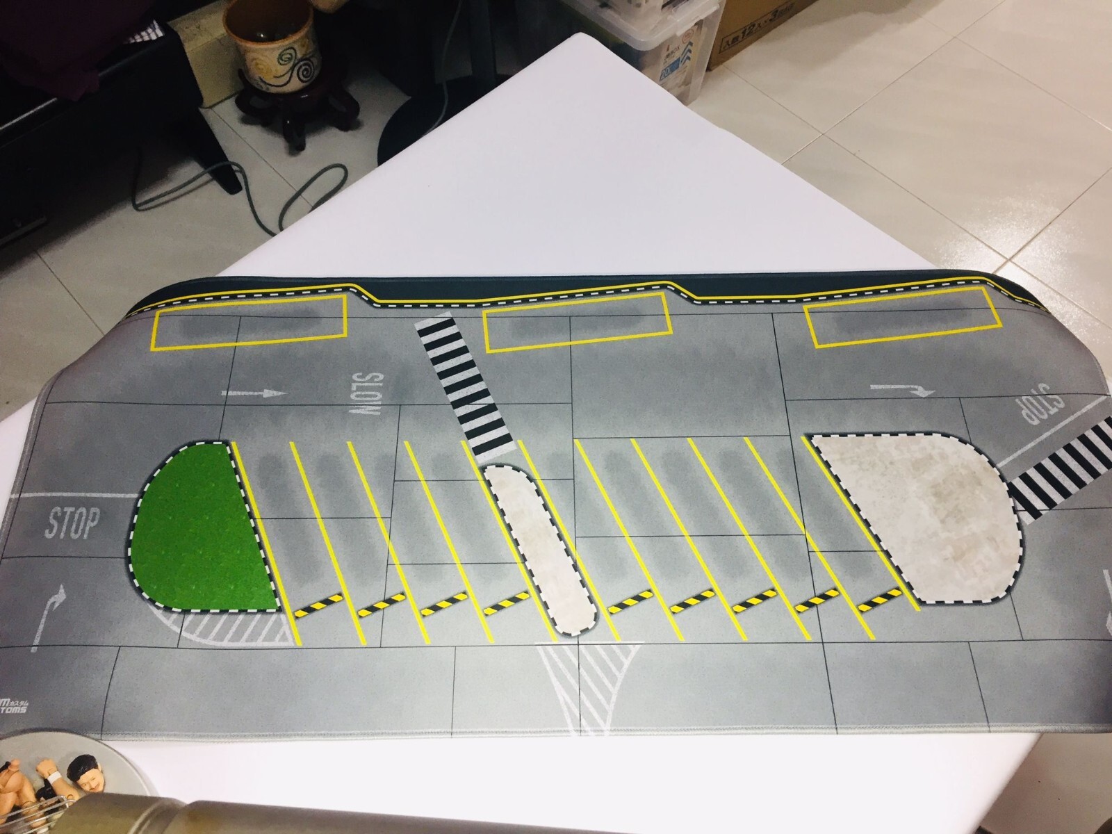 1/76 Singapore Knackstop MAN A95 Bus Model + Service Building ...