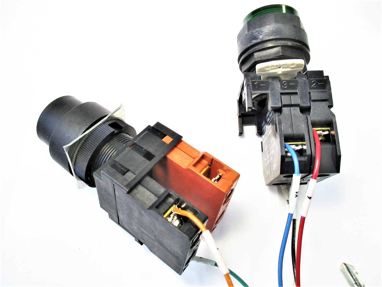 Eaton Cutler Hammer E22B2 Illuminated Push Button W/ Keyed Selector ...