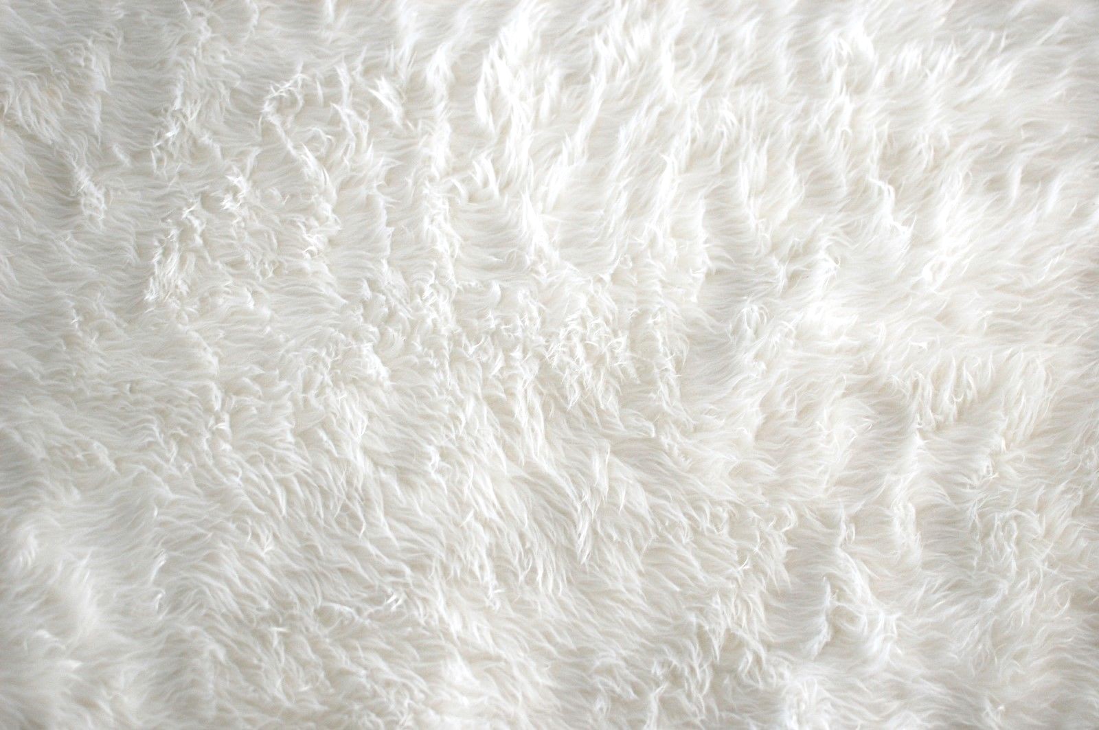 WHITE CRAFT FUR MATERIAL GREAT FOR CRAFTS, COSTUMES, OR BABY PHOTOGRPHY ...