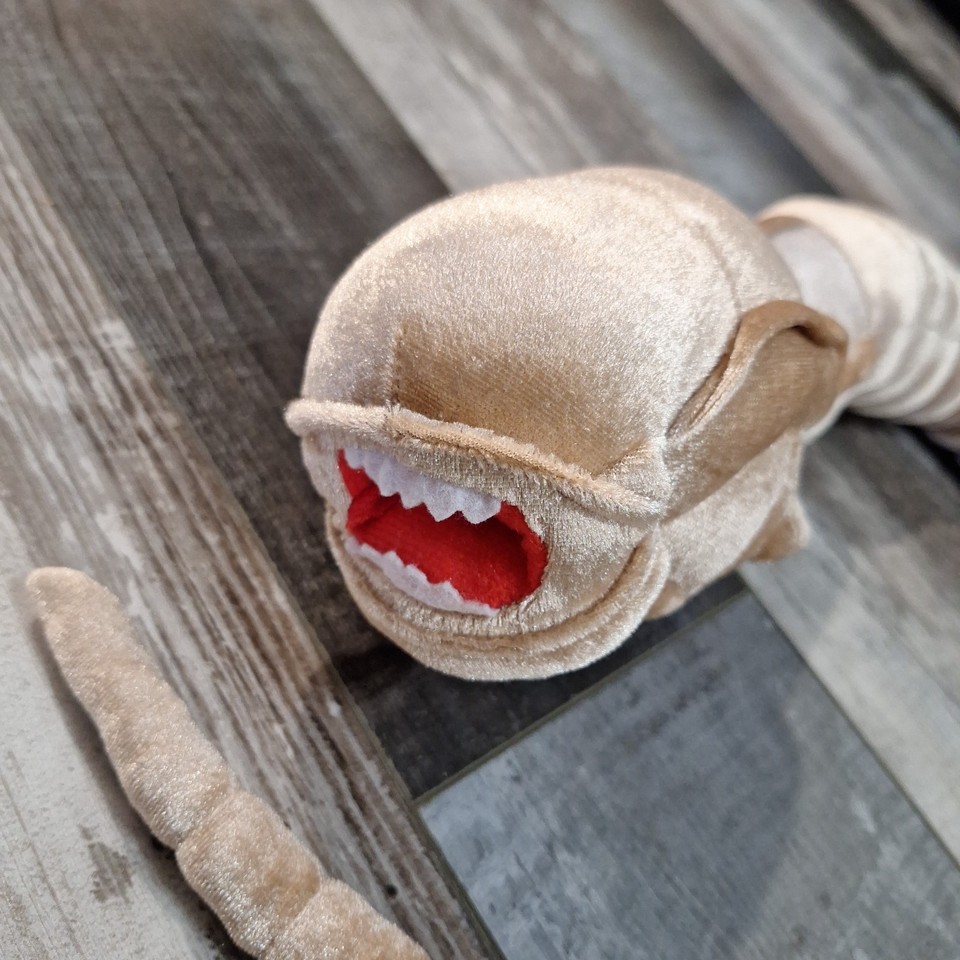 CHESTBURSTER Aliens Movie 48" Poseable Soft Plush Toy Think Geek 2013 ...