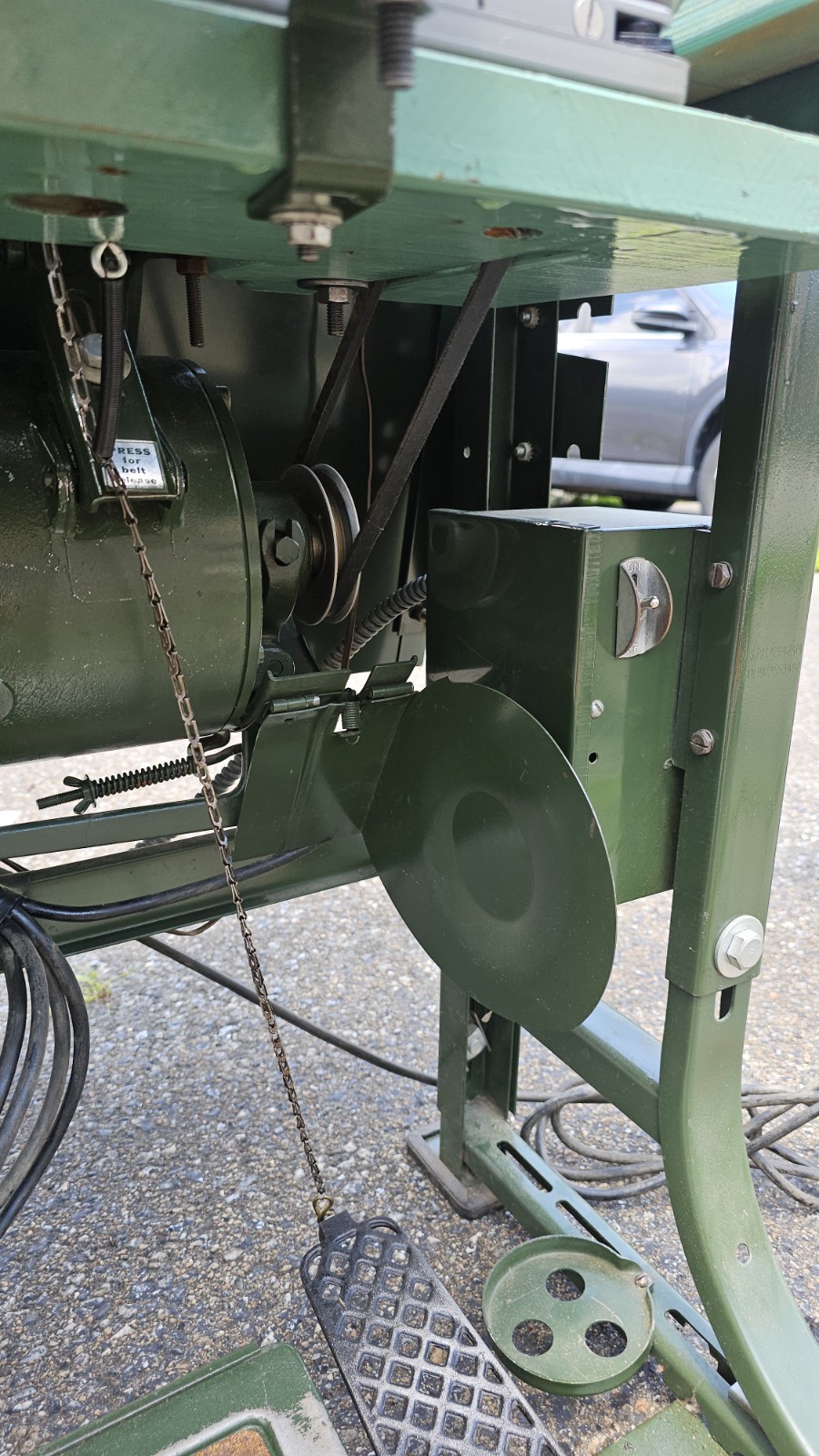 Vintage Merrow industrial Overlock Serger Model M-3DW-2, 3-thread, with ...