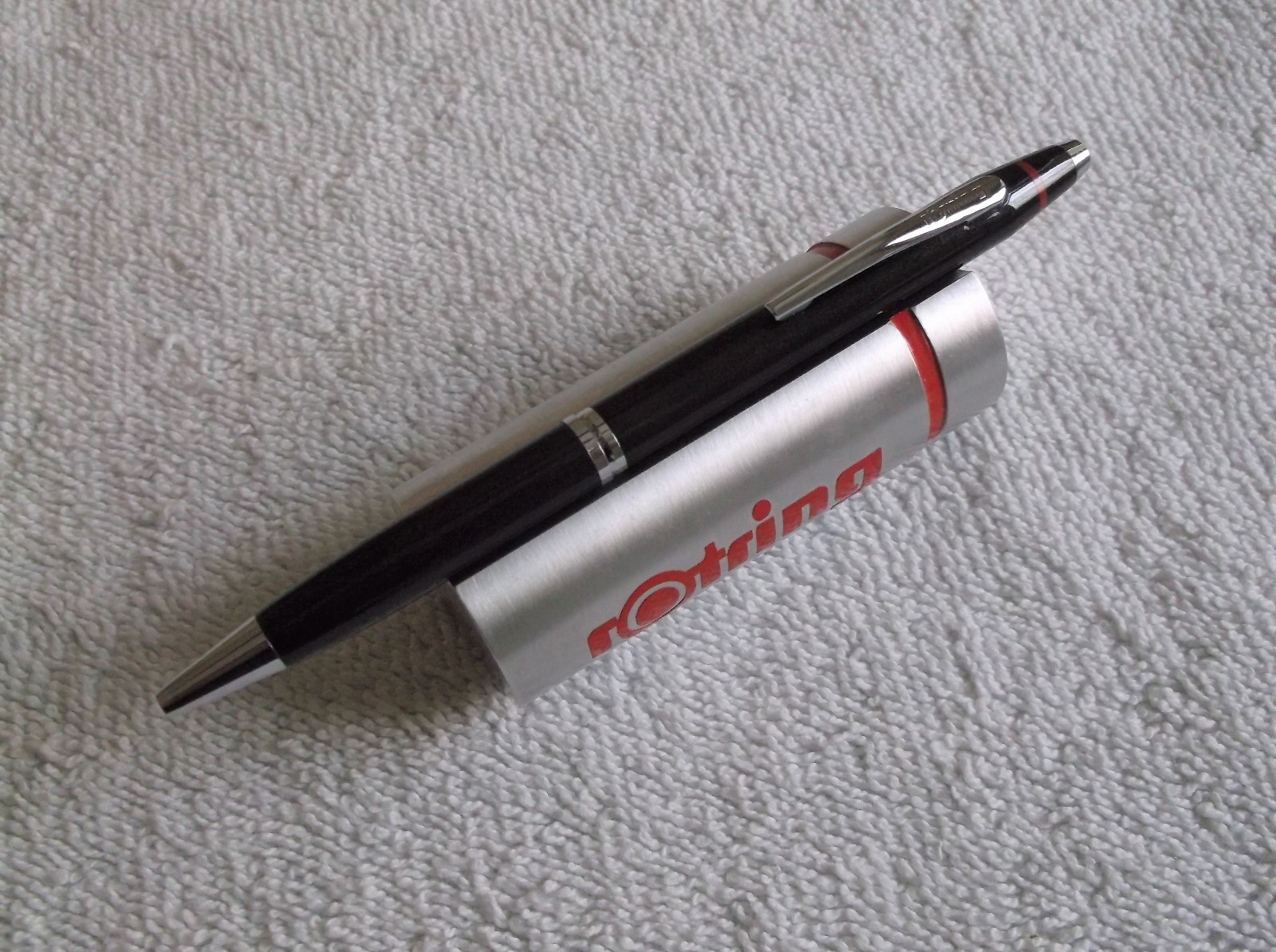 NEW ROTRING SIDE KNOCK BALLPOINT PEN IN GLOSS BLACK FINISH | eBay