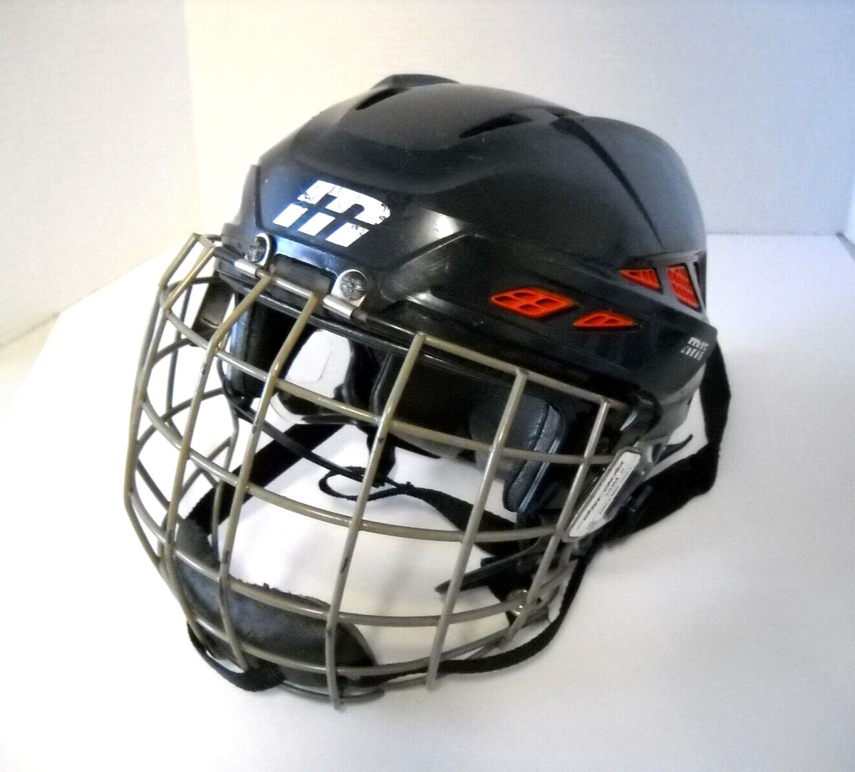 Cascade M11 Helmet Used Gold Adult Medium Cascade M11 Ice Hockey