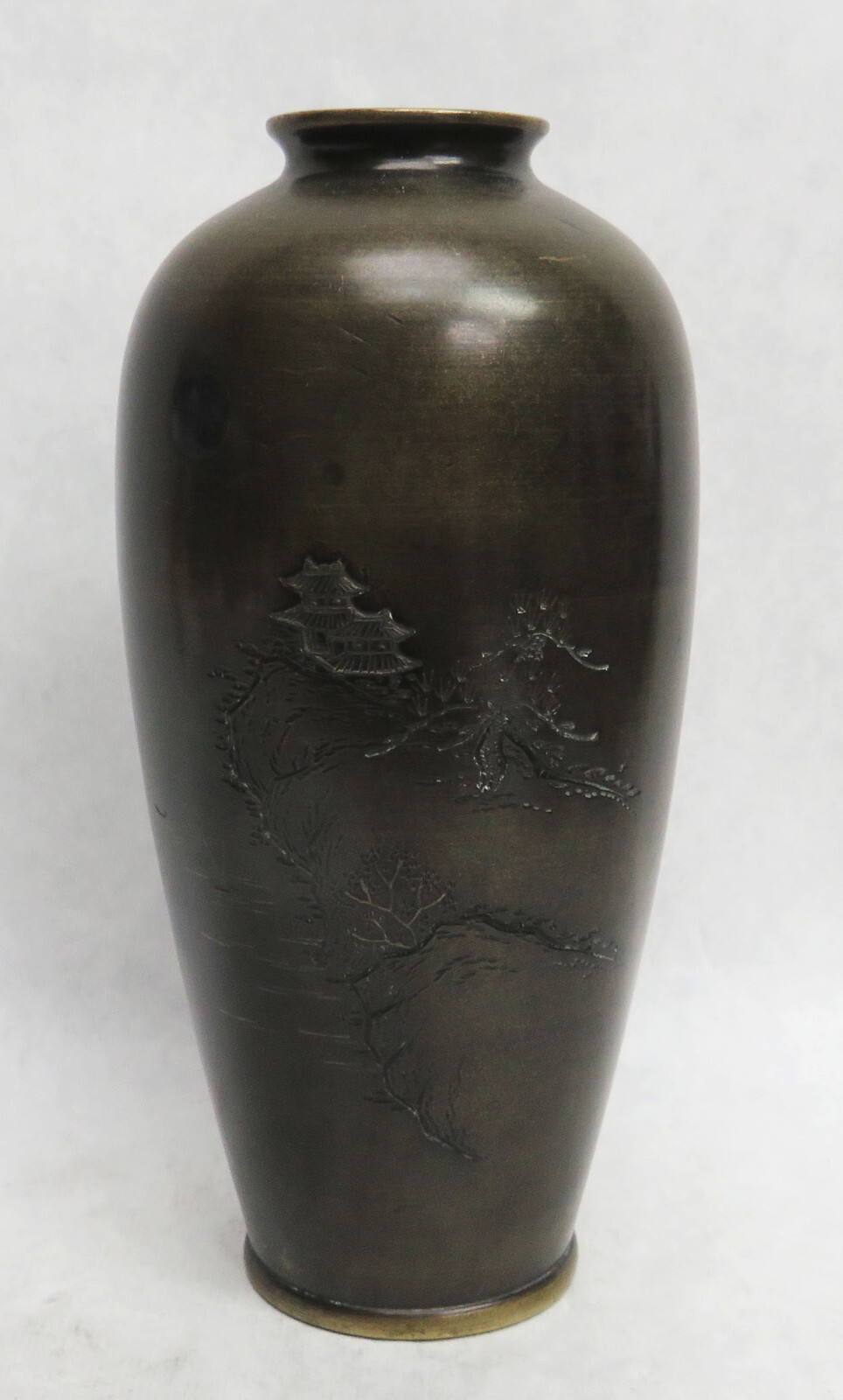 JAPANESE MEIJI DYNASTY BRONZE & INLAID SILVER VASE WITH ARCHITECTURE ...