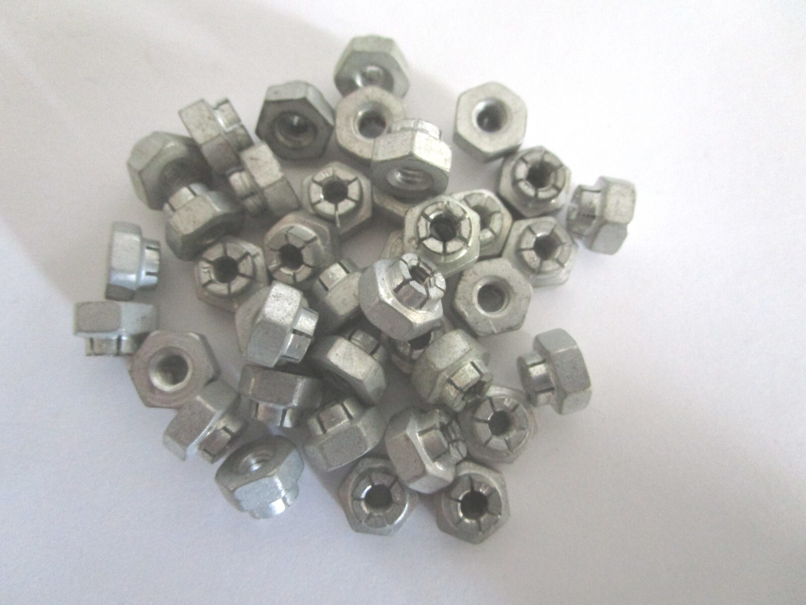 AN365-832C Hex Nut 8-32 Self-Locking Steel - Lot of 50 | eBay