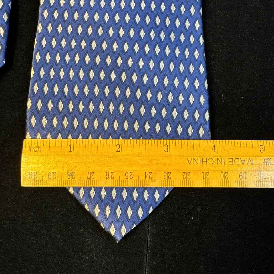 Roundtree & Yorke Blue Diamond Pattern Men's Tie 100% Silk 59L x 4 ...