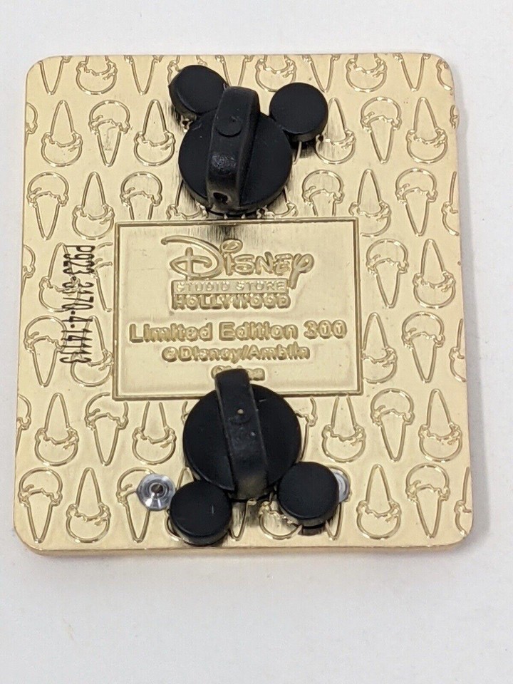 Disney Jessica Rabbit DSSH Baseball Card Pink Uniform 45 LE 300 Pin ...