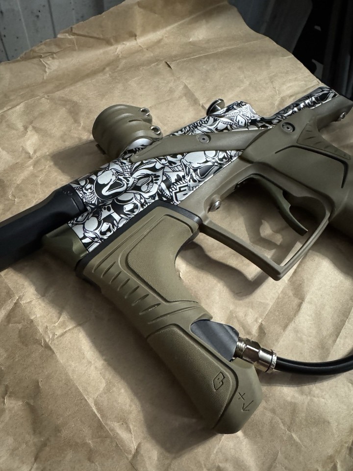 Used Planet Eclipse ETEK 5 “White Titan” W/Tan Custom Swap. Great Cond 12k Shots | eBay