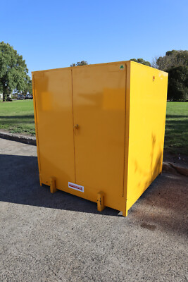 Storemasta PS1000SS Large Capacity Flammable Liquid Storage Cabinet ...