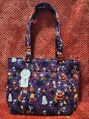 Vera Bradley Peanuts Small Vera Tote Bag HALLOWEEN INDIGO Purple Snoopy ...
