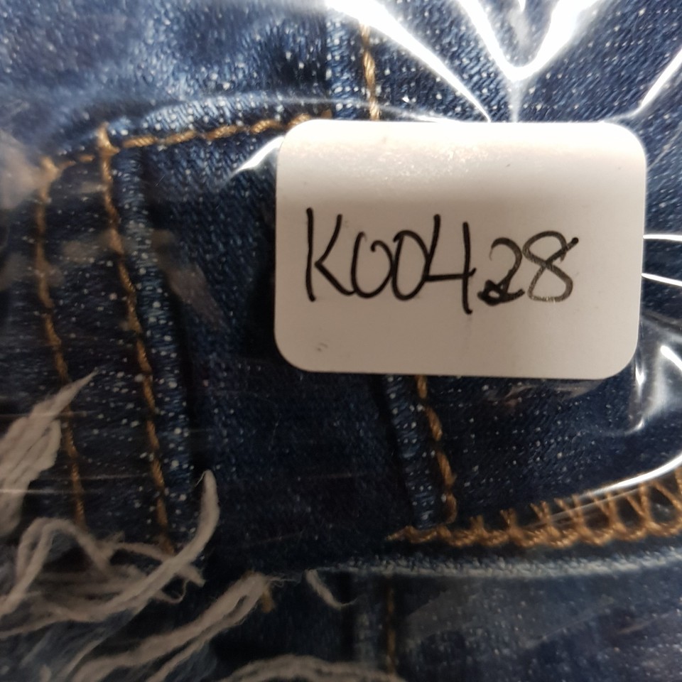 American Eagle Denim Shorts Womens sz 8 Tomgirl Shortie Mid Rise Raw ...