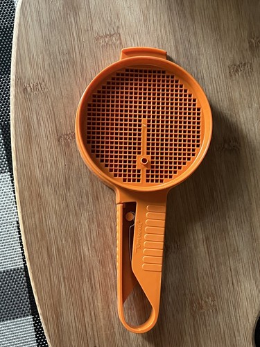 Vintage Tupperware Sifter "New Old Stock" Powered Sugar Flower Baking ...