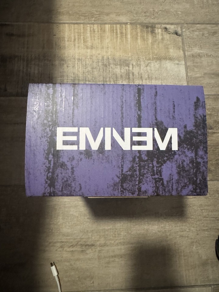 EMINEM SSLP 25 SLIM SHADY Certified Collectible Plush Doll Limited ...