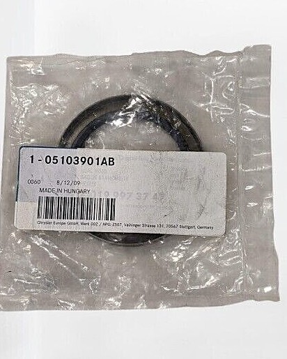 Brand New Factory Sealed NOS Mercedes A0199973747 Shaft Seal Ring A019 ...