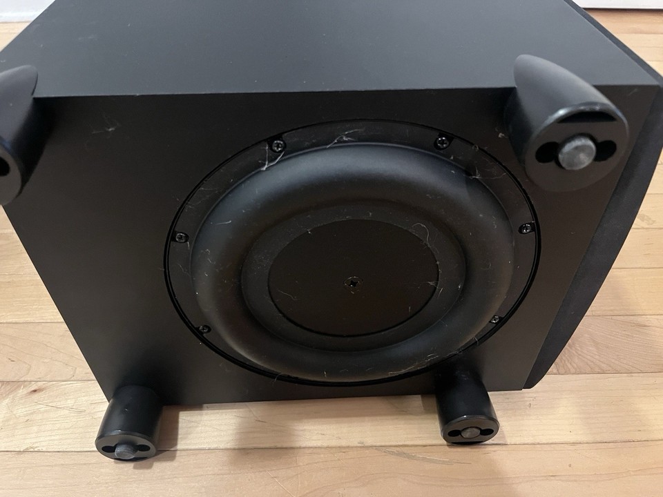 Definitive Technology ProMonitor 600 800 Subwoofer Center Surround ...