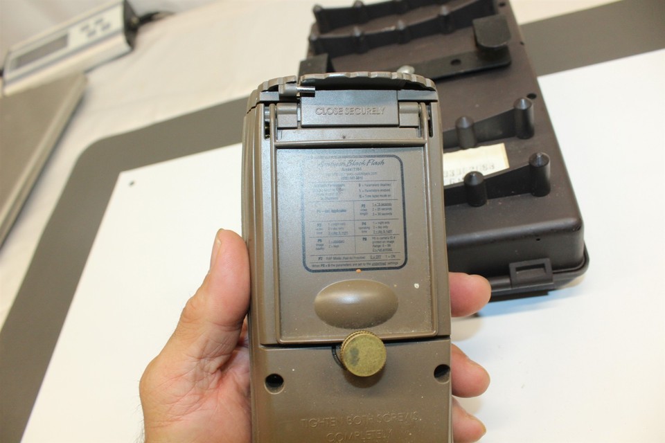 Vintage Trail Cams Lot of 2 - 1 Bushnell, 1 Cuddeback Selling Both Parts Repair | eBay