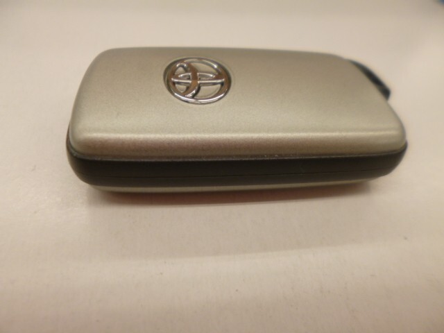 OEM Toyota Land Cruiser Prado 150 series 3 Buttons Smart Key 271451-5300 Keyless | eBay Australia