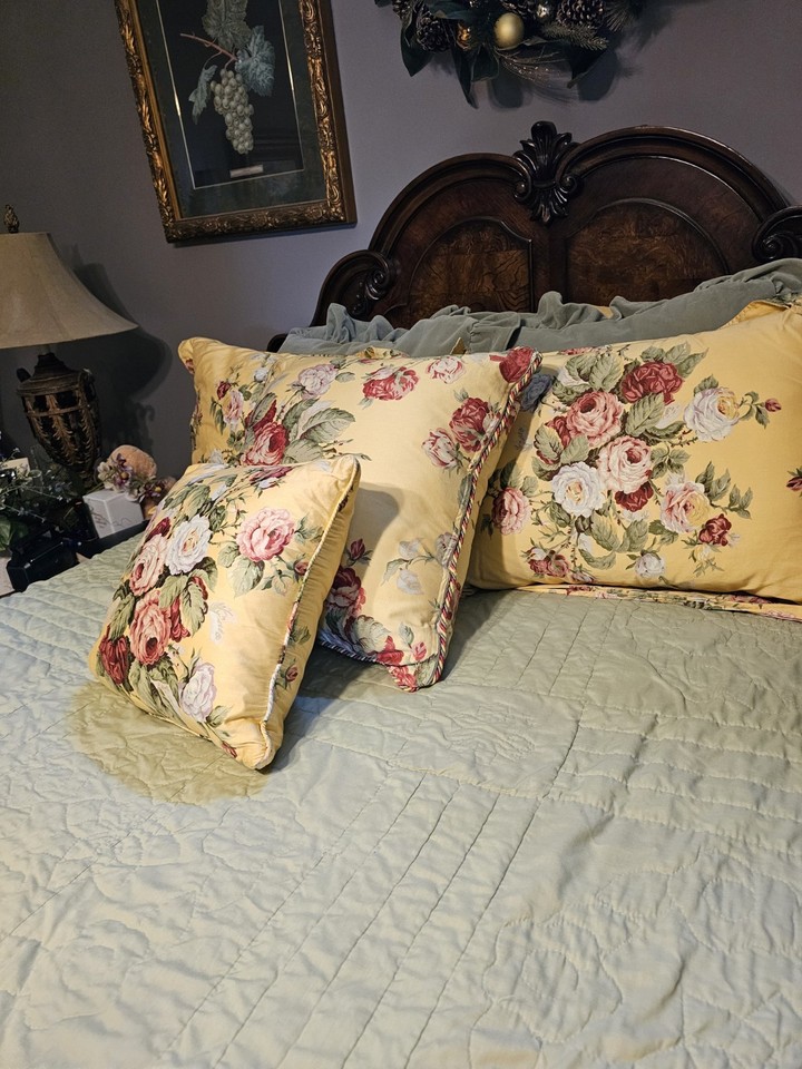 RALPH LAUREN KATHLEEN COMFORTER Yellow Cabbage Rose Floral Print Full ...