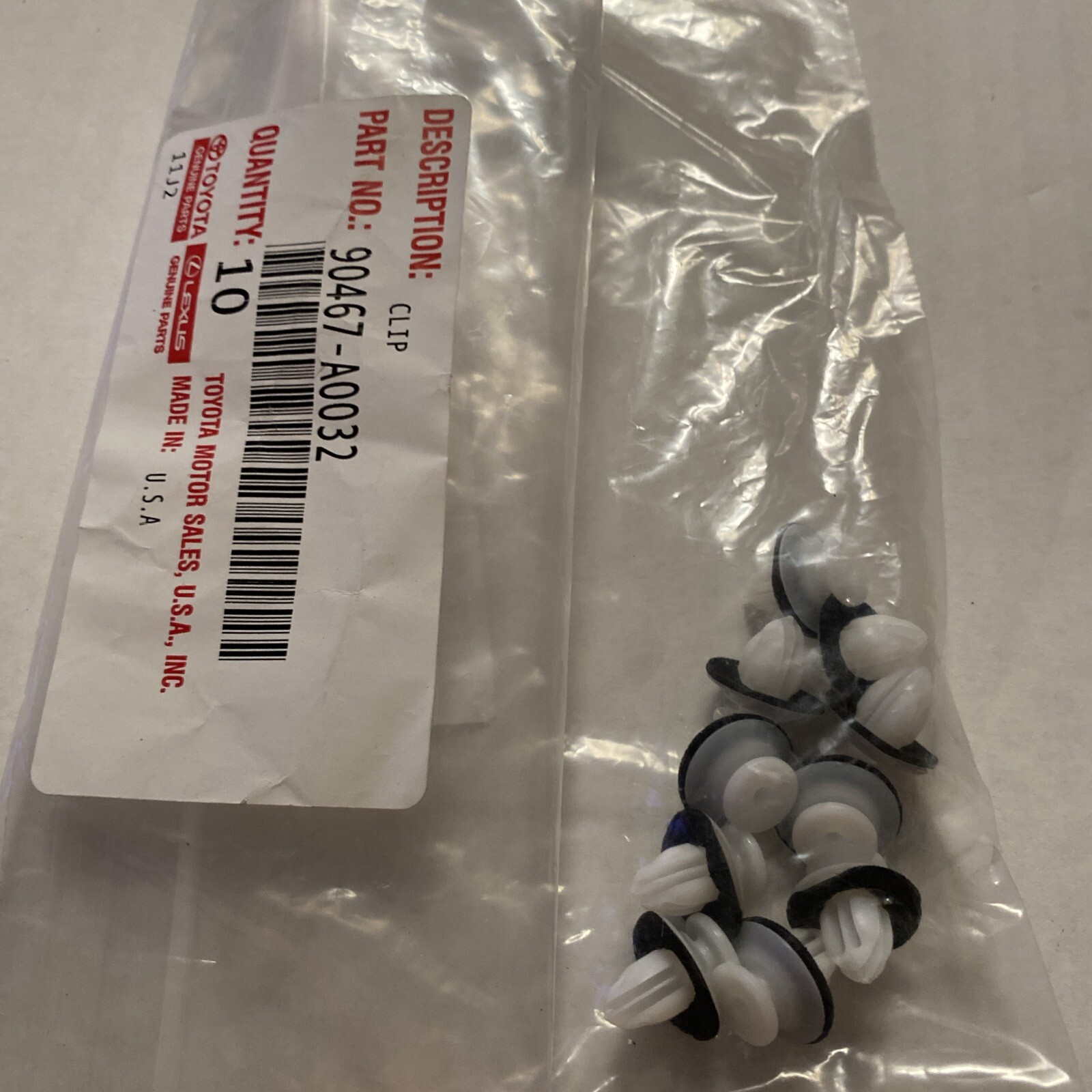 OEM Genuine Toyota Retainer, Side Mudguard, 90467-A0032 | eBay