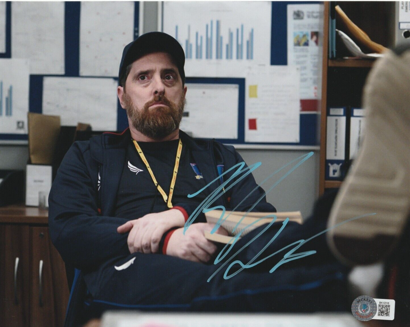 BRENDAN HUNT SIGNED 8X10 PHOTO TED LASSO COACH BEARD AUTOGRAPH A ...