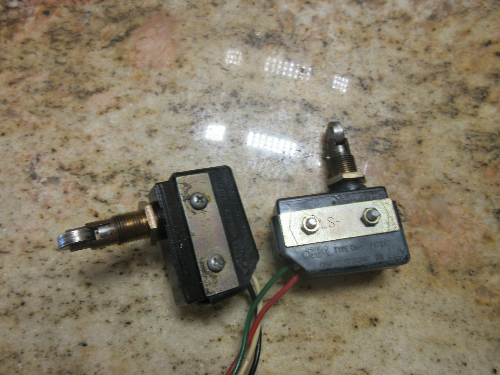 OHM ELECTRONIC LIMIT SWITCH OM-1 LS OOYA RE-1MVB CNC MILL LOT OF 2 | eBay UK