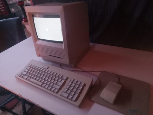 Vintage Apple Macintosh SE 30 Plus Desktop Computer - M0001A | eBay