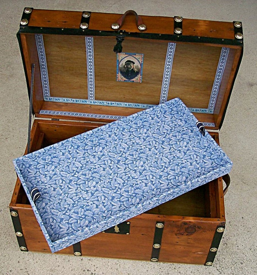 Civil War Era Jenny Lind Antique Stagecoach Trunk, Restored, Tray, Lock ...