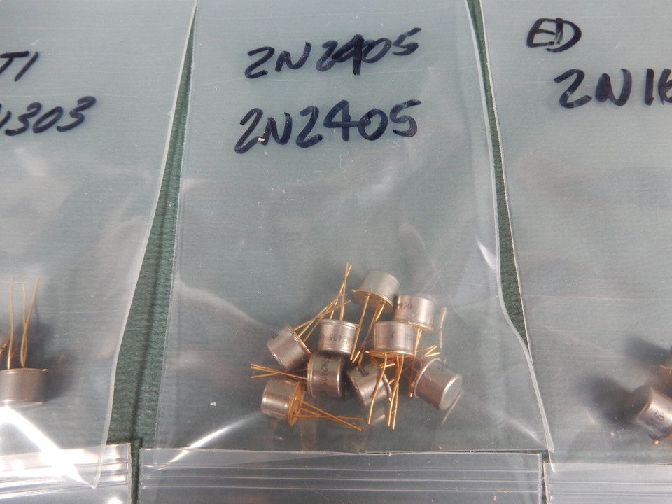 Vintage Transistor Lot 2N1303 2N1305 2N3567 2N2405 2N4354 Some ...