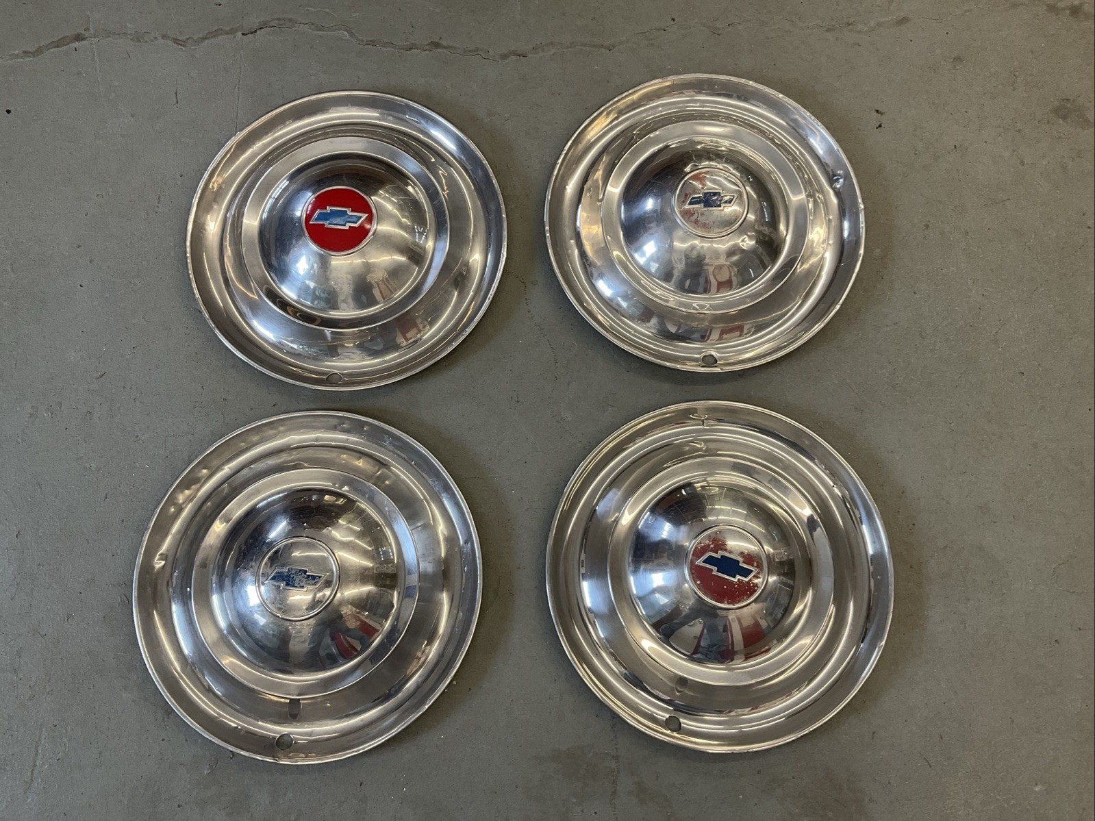 1947-1948 Chevrolet Accessory 16” Full Disc Hubcaps. Set Of 4. RG39 | eBay