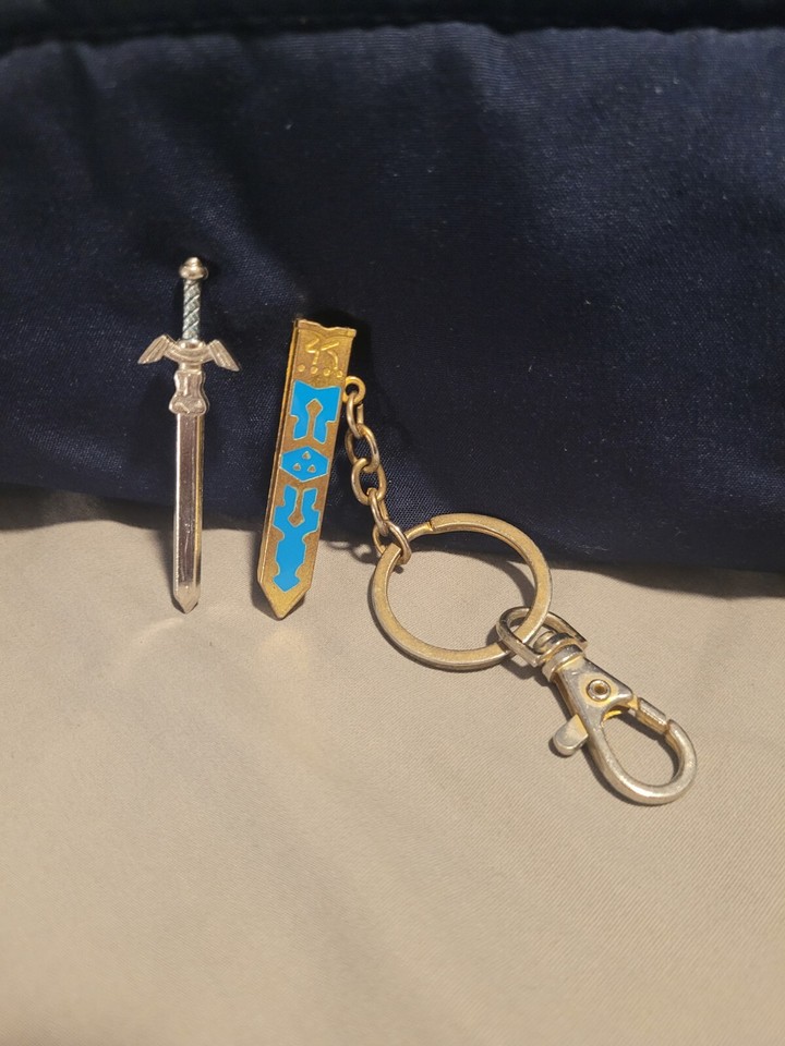 Legend Of Zelda Master Sword Keychain | eBay