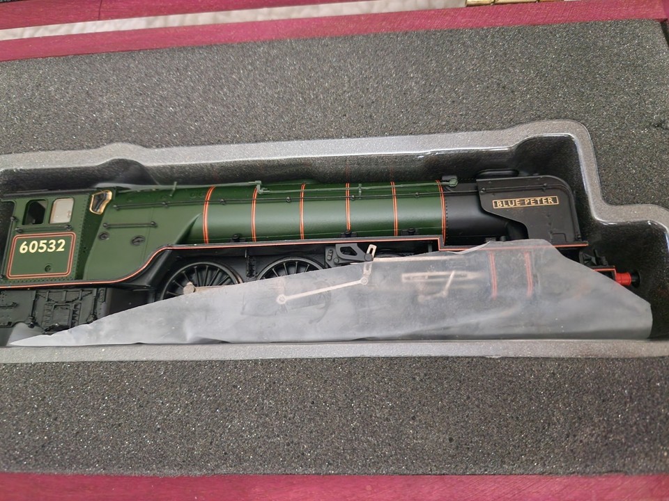 Wooden Box Bachmann Blue Peter Steam Loco BR Green 60532 Ltd Edition OO ...