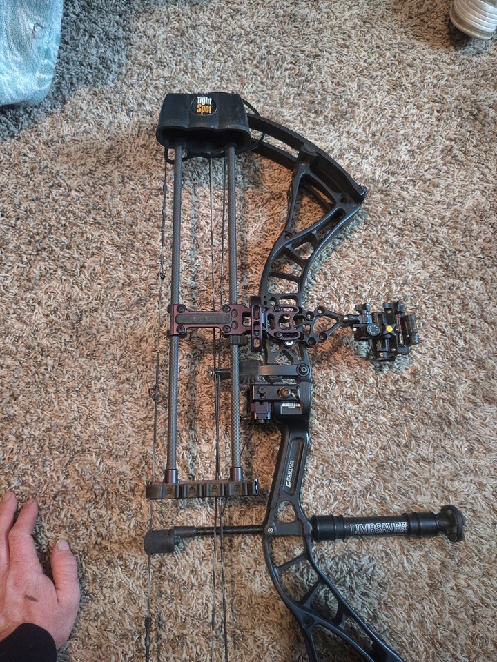 BOWTECH RH SR6 70# DRAW WEIGHT 29 IN DRAW BLACK FULLY LOADED UP TO 352 FPS | eBay