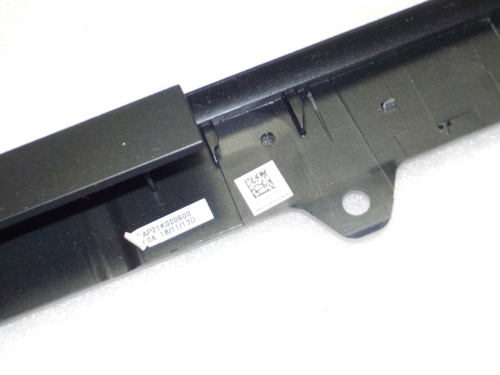 Dell Inspiron 15 7577 7587 Laptop Hinge Tail Rear Trim Cover RJN0H HUB ...