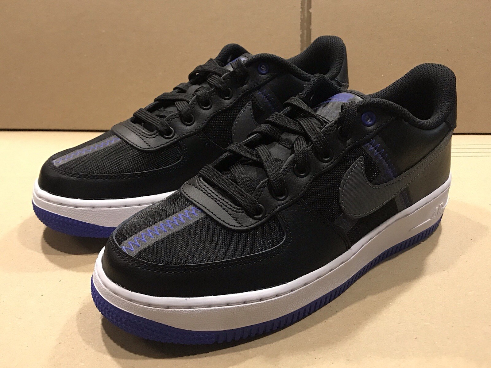 NIKE AIR FORCE 1 LV8 - SIZE 7Y - AV0743-002 - BLACK RACER BLUE - 7 ...