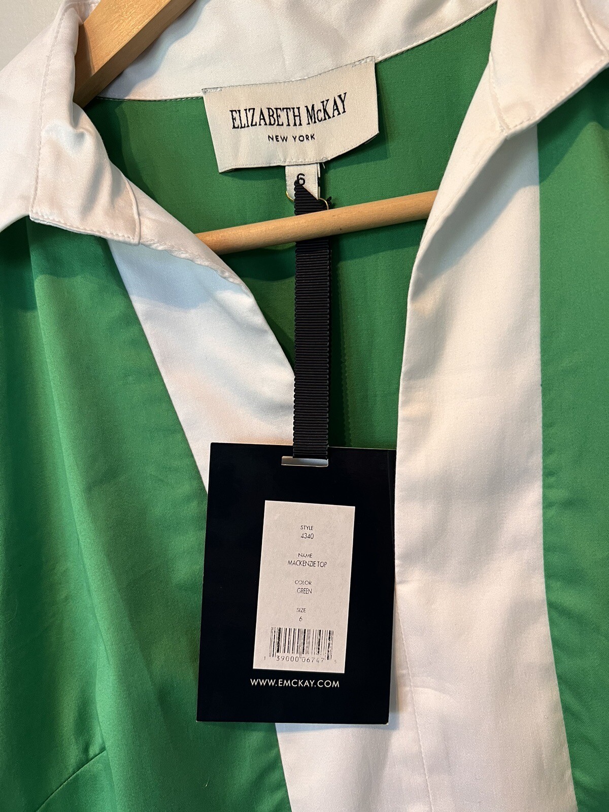 Elizabeth McKay Mackenzie tunic top in Kelly green size 6 NWT $215 MSRP ...