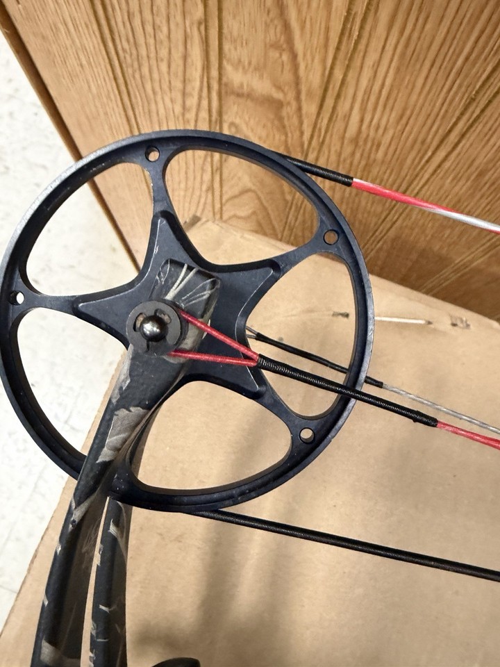 PSE Archery Bow Madness XS Compound NEW STRINGS | eBay