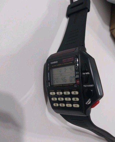 Casio CMD-40 Remote Controller Retro Watch "with five extra batteries ...