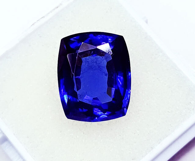 Cushion Cut Natural Blue Sapphire 9 to 10 Ct Certified Loose Gemstone ...