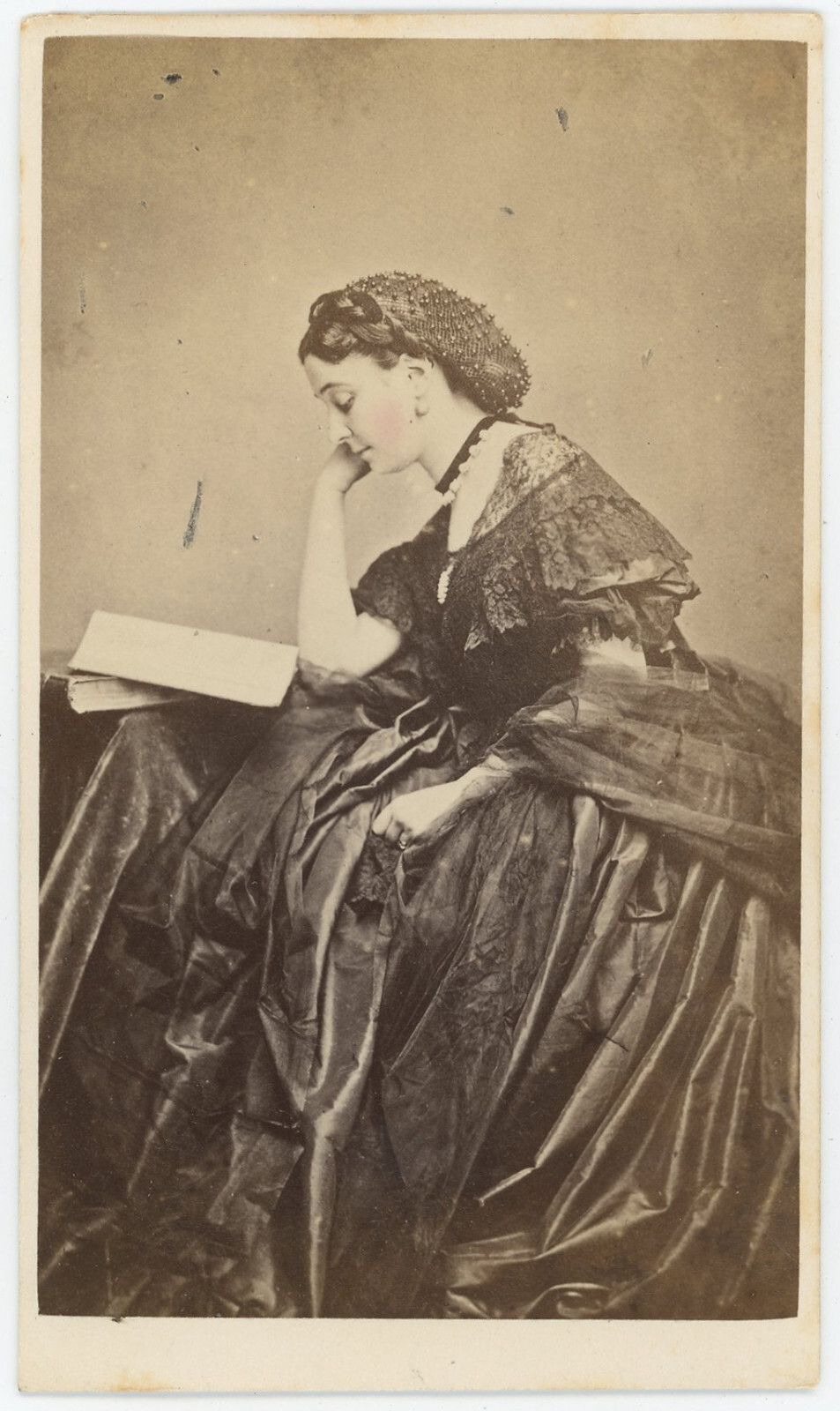 CDV Circa 1865. Woman Profile IN Robe. Lecture. Nobility to Identify | eBay