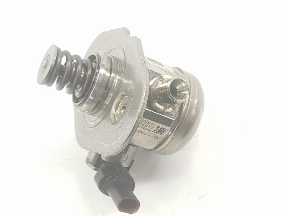 13517642466 trÄger einspritzpumpe für BMW 5 30 E IPERFORMANCE 7642466 ...