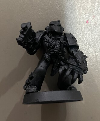 Warhammer 40K Metal Space Wolf Sergeant W/Power Fist & Bolt Pistol | eBay