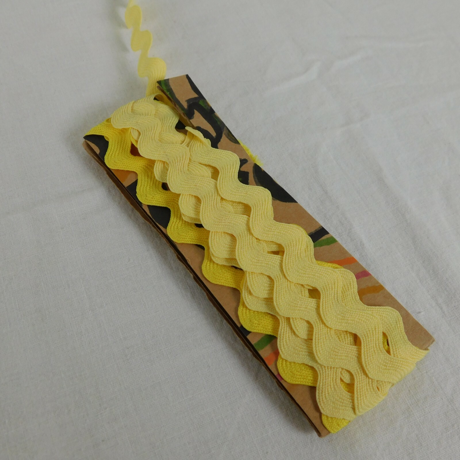 Rick Rack Mixed Color Pre-Owned Open Lot of 5 Rainbow Shiny Black ...