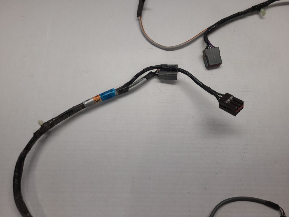 1999-2004 Ford Mustang MACH 460 Rear Deck Speaker Box Panel Wiring ...