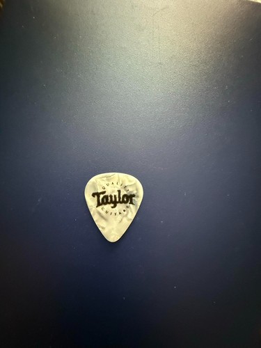 TAYLOR SWIFT ))) guitar pick - VERY RARE #2 | eBay