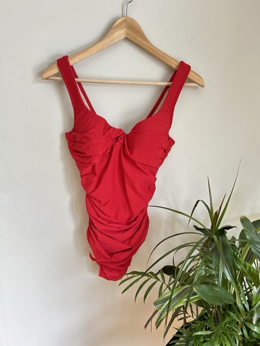 Red Miraclesuit Shirred Bathing Suit with Cups Size 8 Very Slimming ...