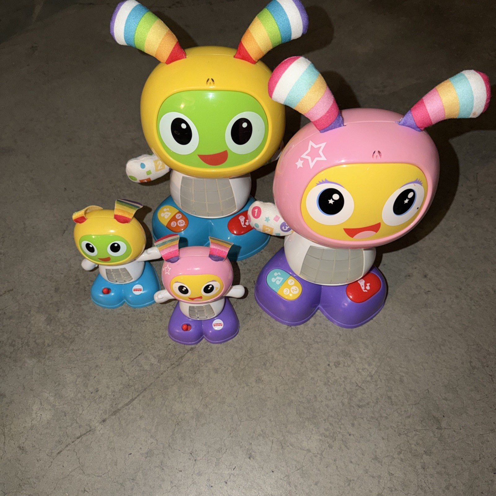 Fisher-Price Bright Beats Dance & Move BeatBo Robot BeatBelle Beat Bo ...