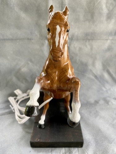 Breyer Vintage Woodgrain Fighting Stallion REPLICA Tenite Sticker CM ...